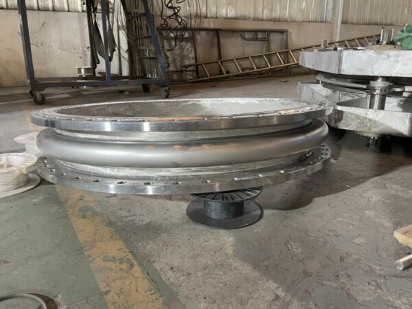 How Swing Type Quick Acting Line Blind Valves Withstand 220°C High ...