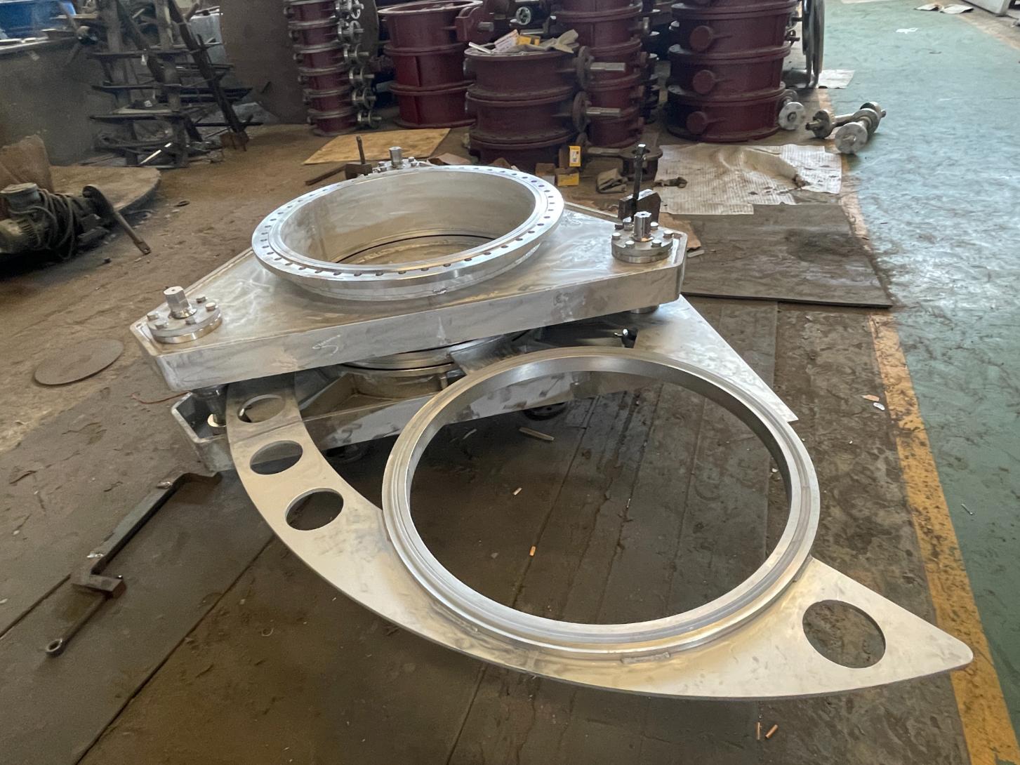 How Swing Type Quick Acting Line Blind Valves Withstand 220°C High ...